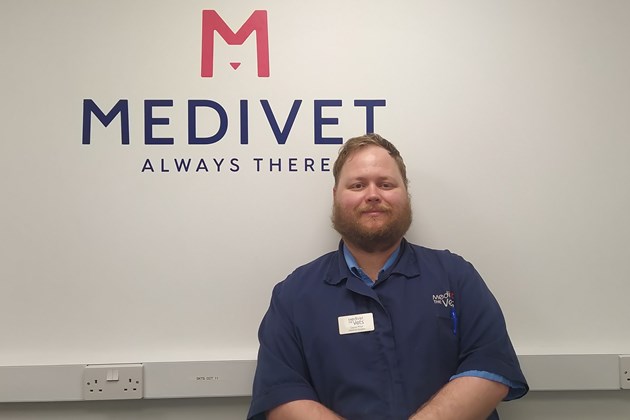 Vet in Carterton | Open Saturdays | Medivet