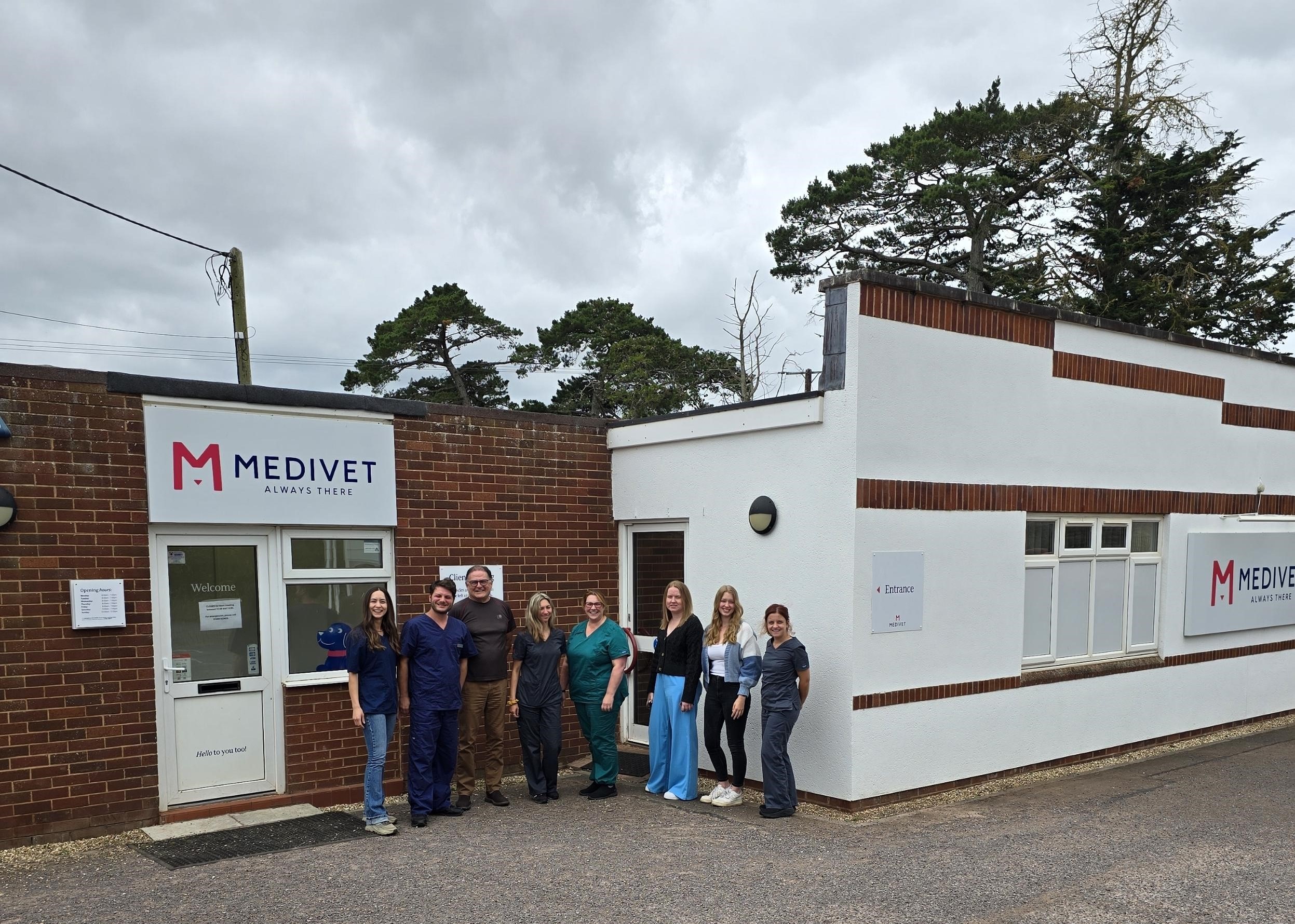 Vet in Exeter Cranbrook | Open Saturdays & Sundays | Medivet