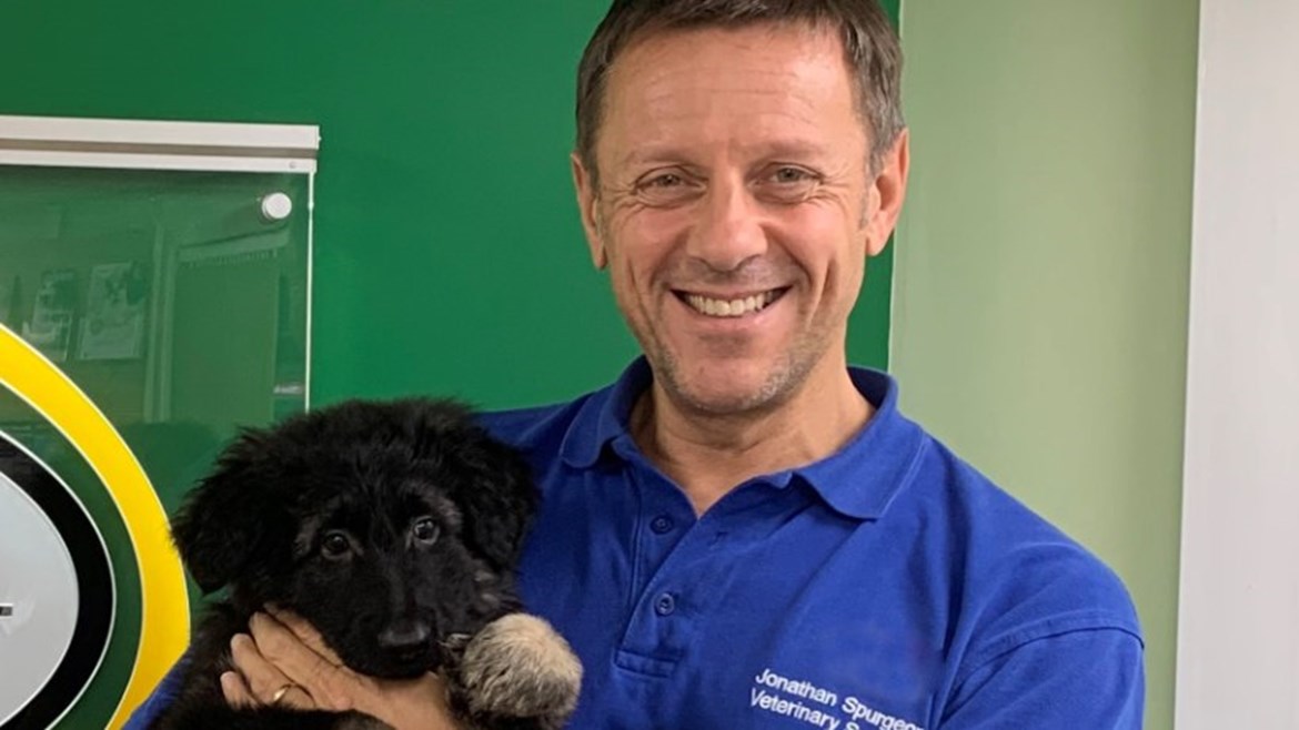 Yateley Vet Celebrates 20 years | Medivet