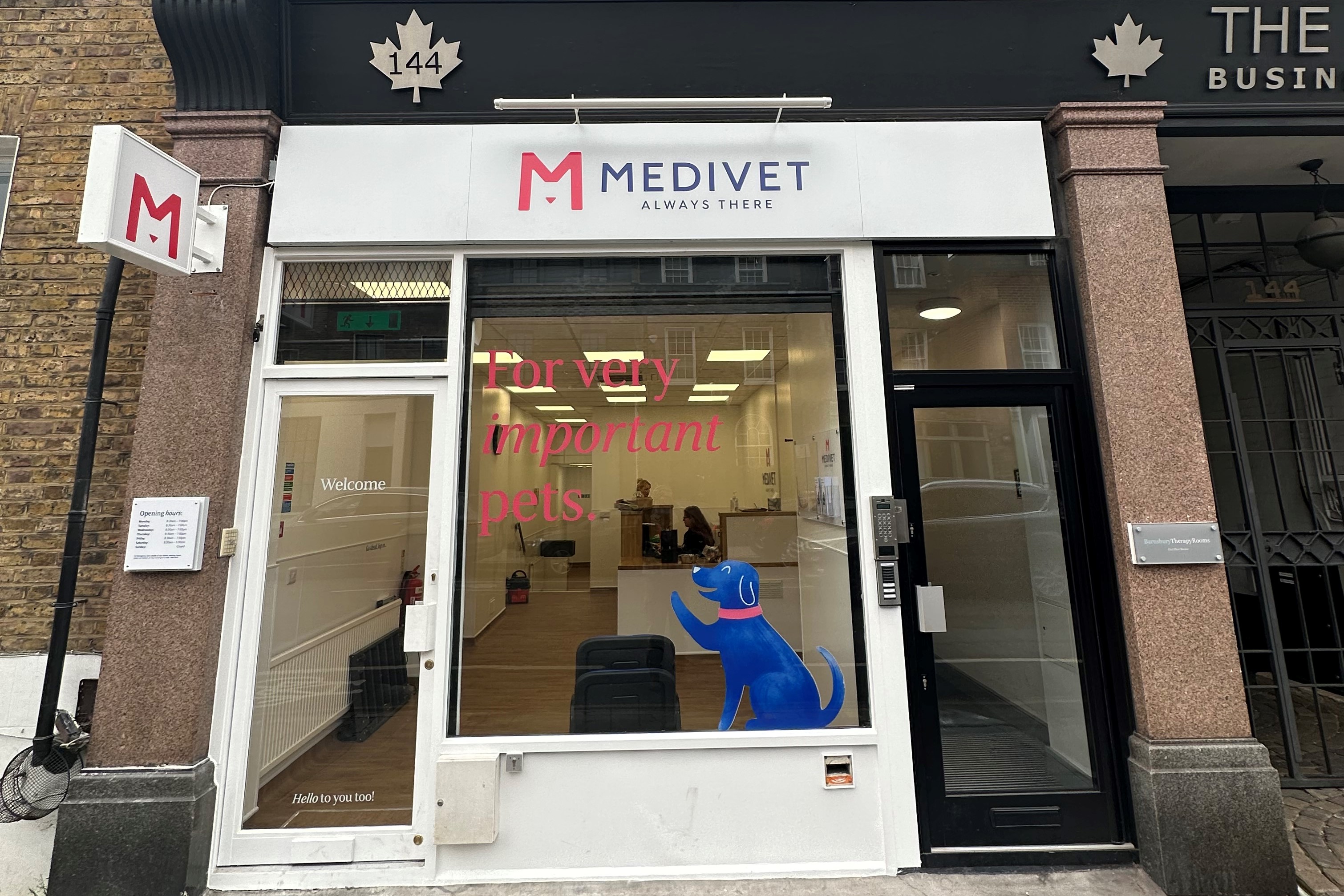 Vet in Islington | Open Saturdays | Medivet