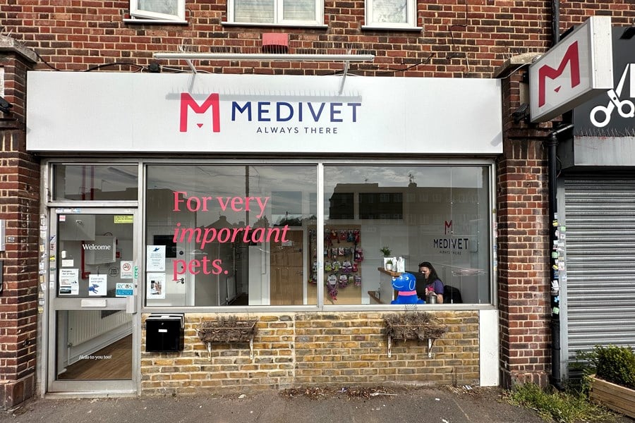 Vet in South Harrow | Open Saturdays | Medivet